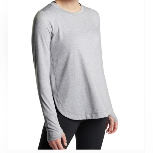 Athleta | Tops | Athleta Uptempo Long Sleeve Thumbhole Highlow Top Size ...